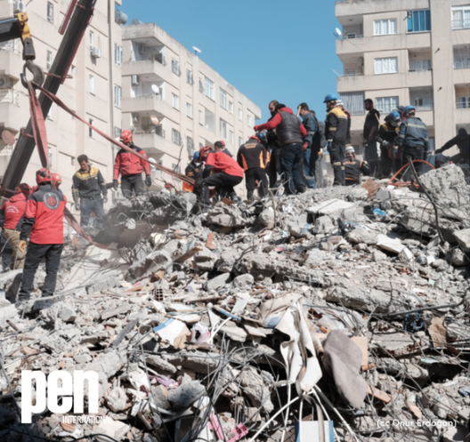 ΤΟΥΡΚΙΑ: Συνεχής καταστολή της ελεύθερης έκφρασης έναν μήνα μετά τους ...