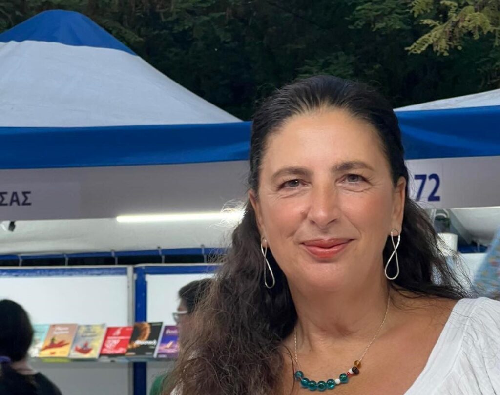 Anna Ro | PΕΝ Greece